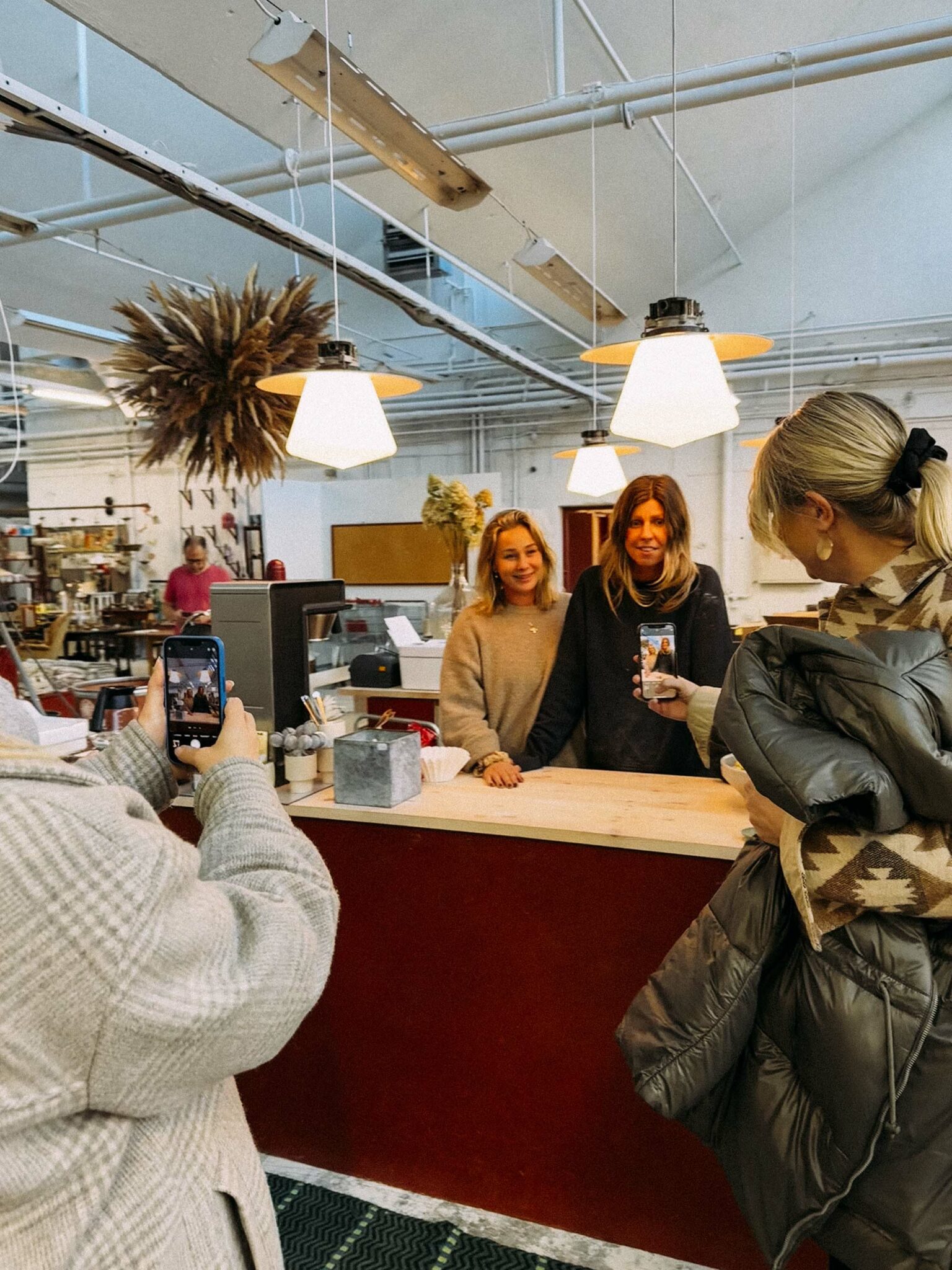 Snart öppnar Holma market - Sara Rönne